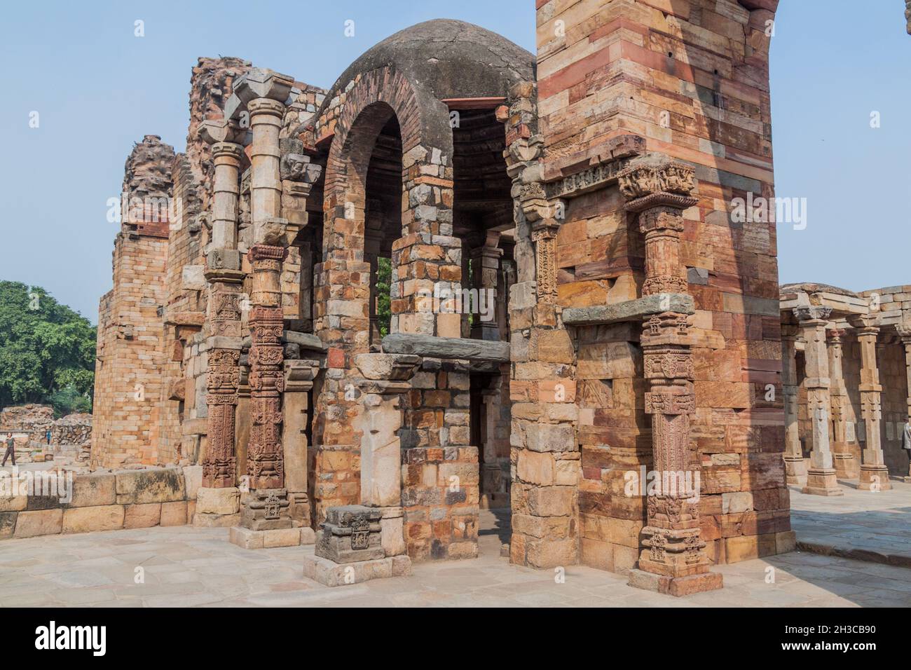 Ruins of Qutub complex in Delhi, India Stock Photo - Alamy