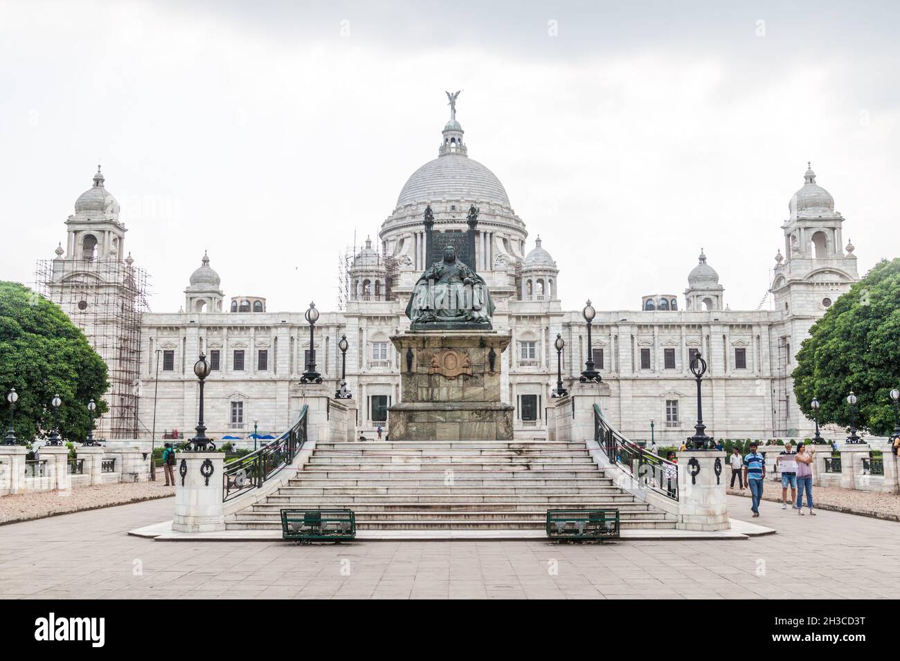 Queen victoria memorial calcutta hi-res stock photography and images ...