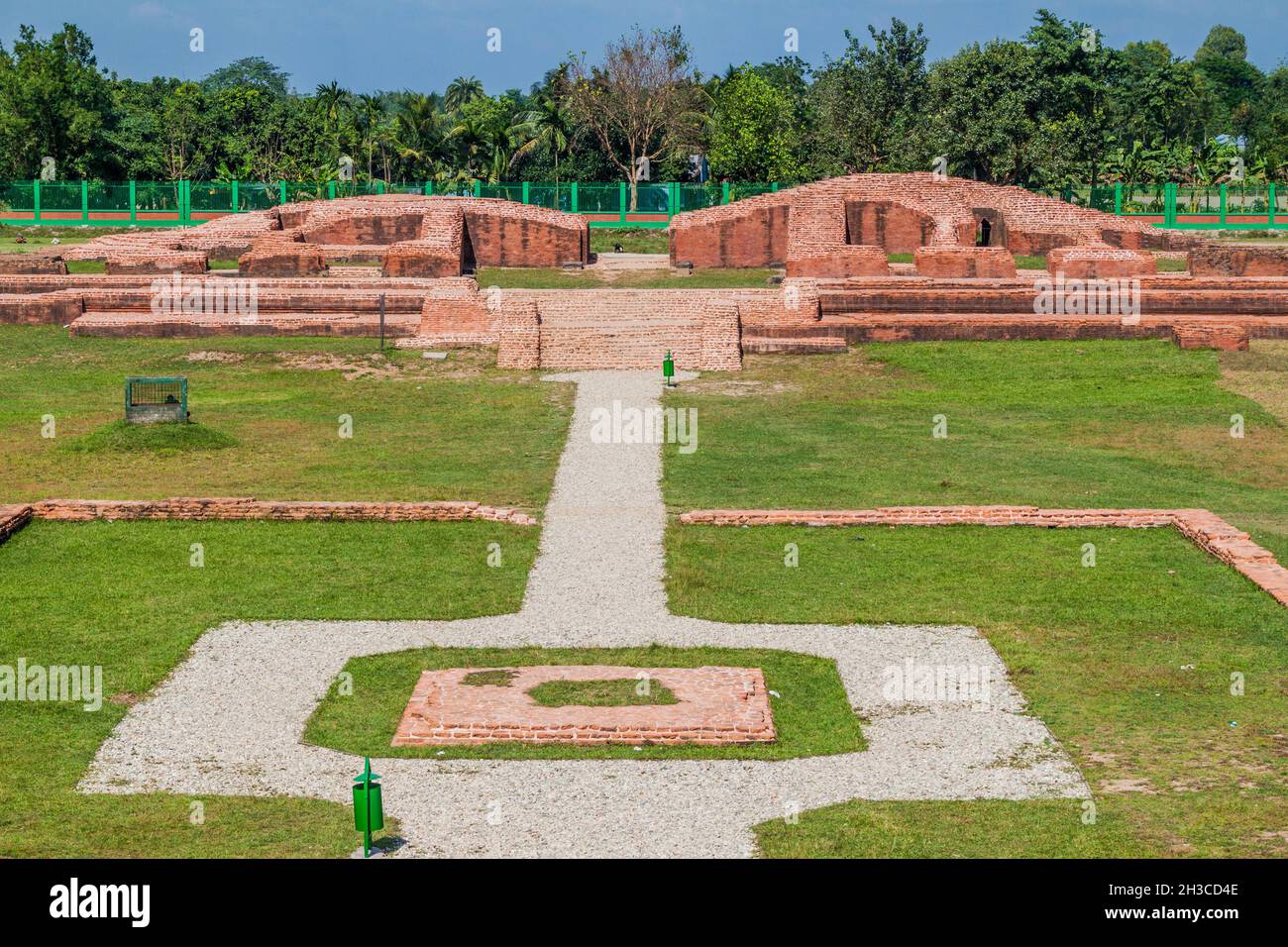 Somapuri Vihara Somapura Mahavihara , ruins of Buddhist monastic ...