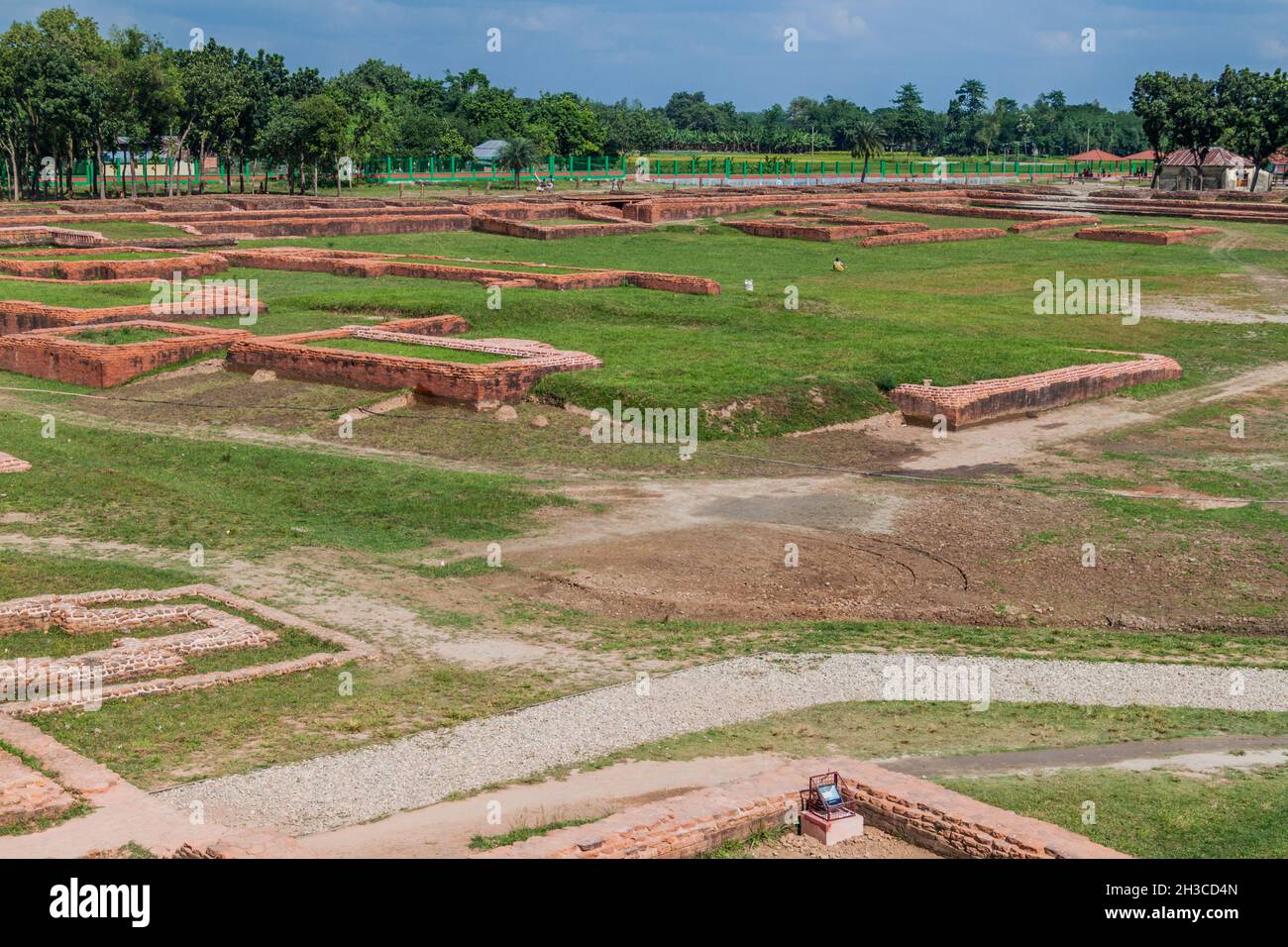 Somapuri Vihara Somapura Mahavihara , ruins of Buddhist monastic ...