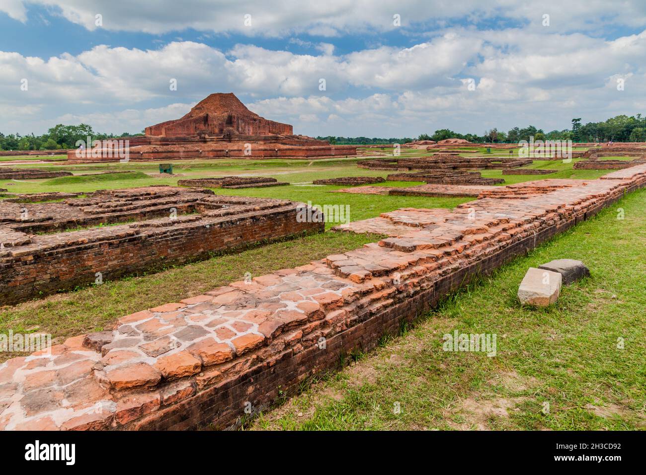 Somapuri Vihara Somapura Mahavihara , ruins of Buddhist monastic ...