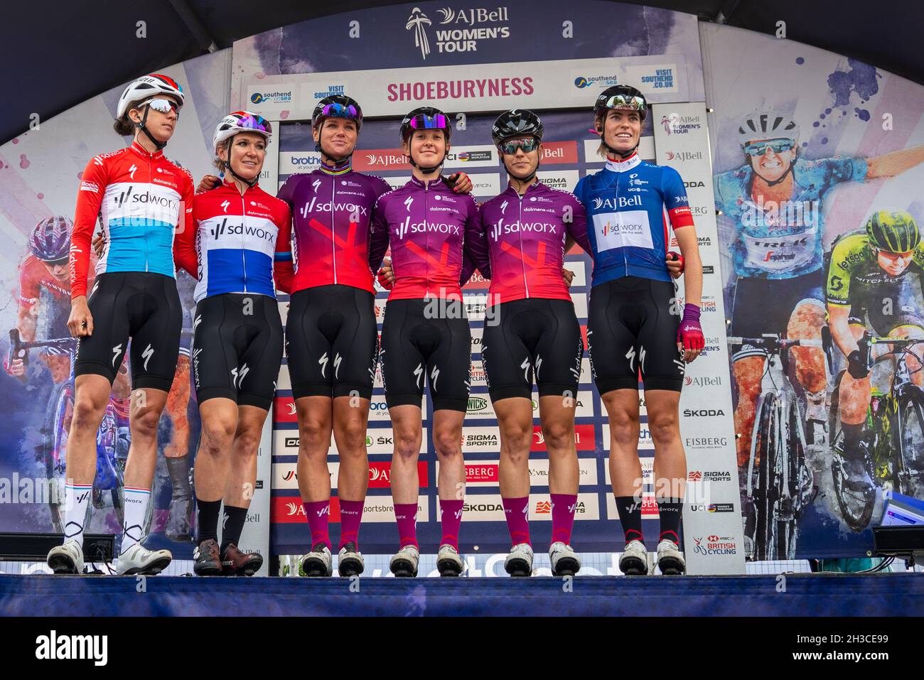 Christine Majerus, Amy Pieters, Chantal Blaak, Anna Shackley, Elena Cecchini, Demi Vollering of ...