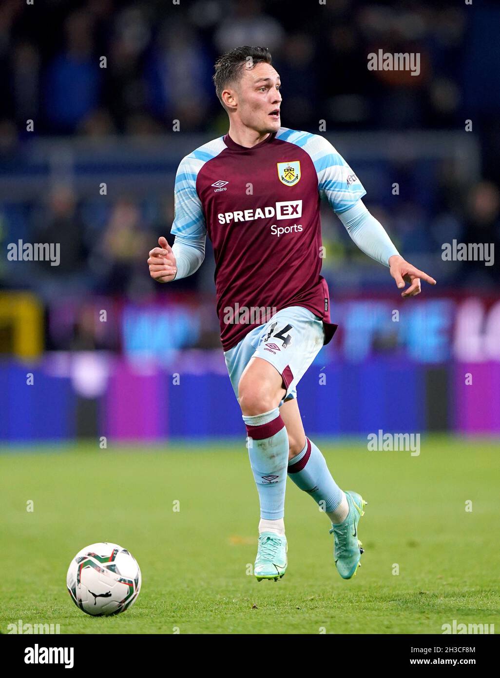Connor roberts burnley hi-res stock photography and images - Alamy