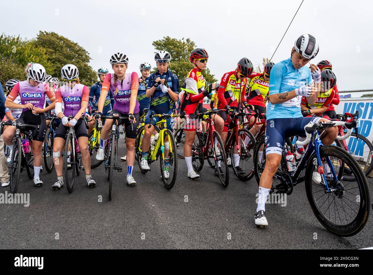 Four teams hi-res stock photography and images - Alamy