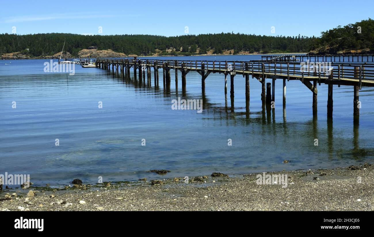 LOPEZ ISLAND IN WASHINGTON STATE'S FAMOUS SAN JUAN ISLANDS...PIER ON ...