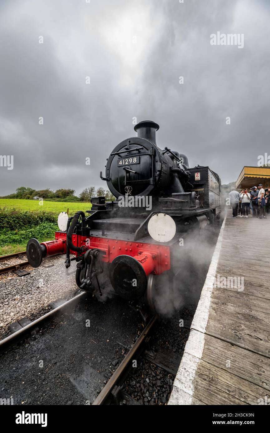 Locomotive at Havenstreet Station on the Isle of Wight Steam Heritage ...