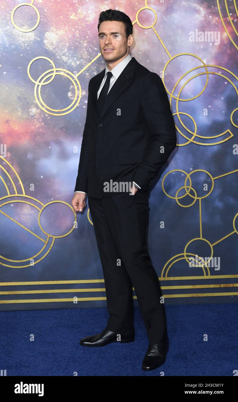 Richard madden body hi-res stock photography and images - Alamy