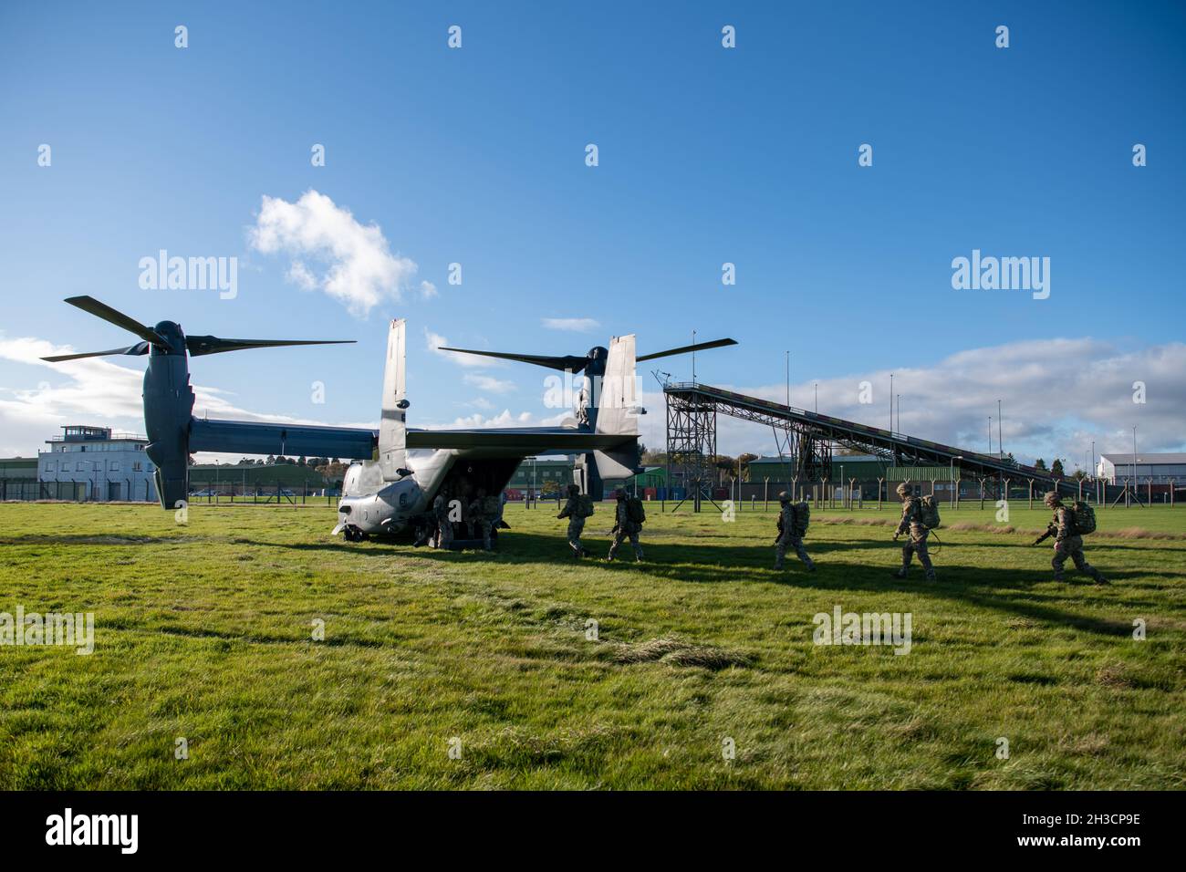 45 commando hi-res stock photography and images - Alamy