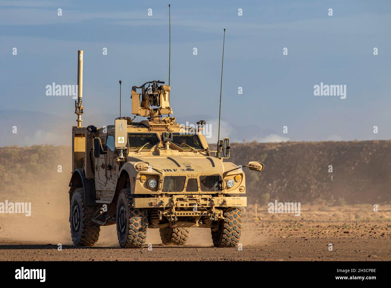 U.S. Army Soldiers assigned to Dagger Company, 1-102nd Infantry ...