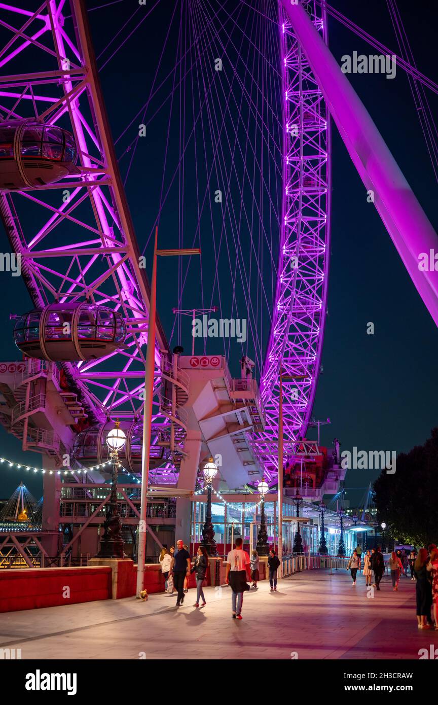LONDON - SEPTEMBER 14, 2021: The lower half of The London Eye with ...