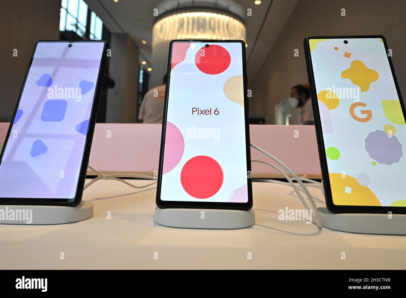 Newly released Google Pixel 6 and Pixel 6 Pro smartphone models on ...