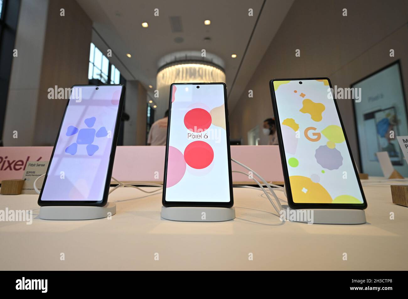 Newly released Google Pixel 6 and Pixel 6 Pro smartphone models on ...