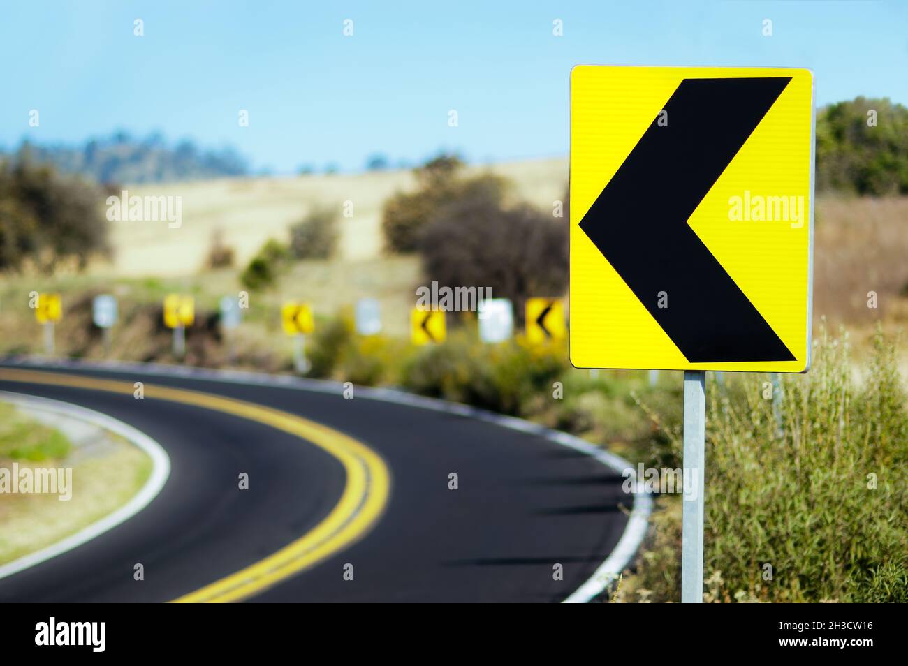 Left curve sign hi-res stock photography and images - Alamy