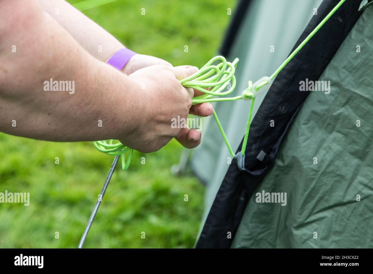 Camping, Survival skills, Fire, cooking, orienteering, ropes knots ...