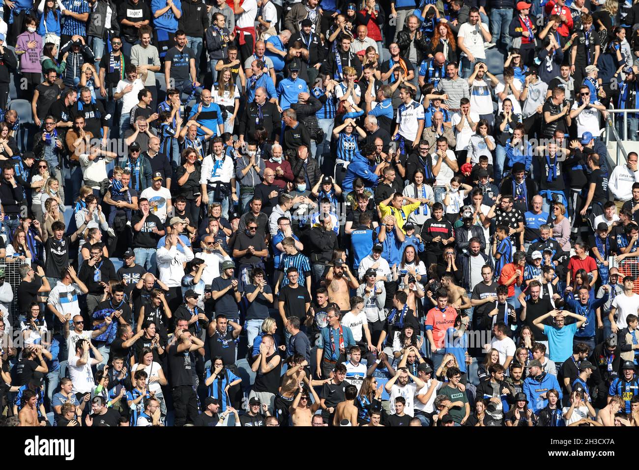 Atalanta bergamo 2021 hi-res stock photography and images - Alamy