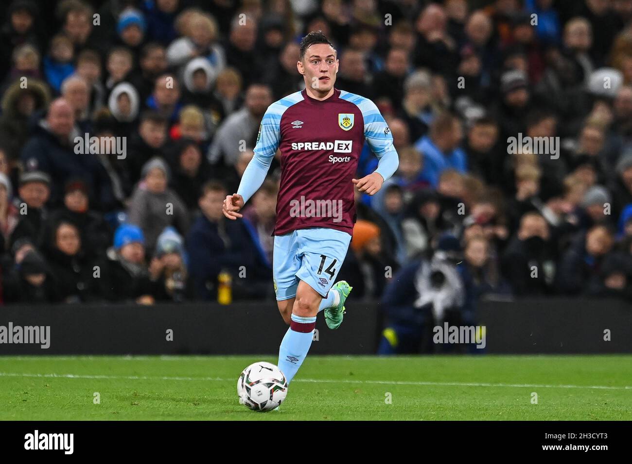 Connor roberts burnley hi-res stock photography and images - Alamy