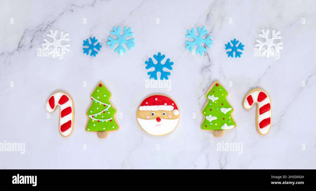 Background decorations with Christmas theme sugar coated biscuits Stock ...