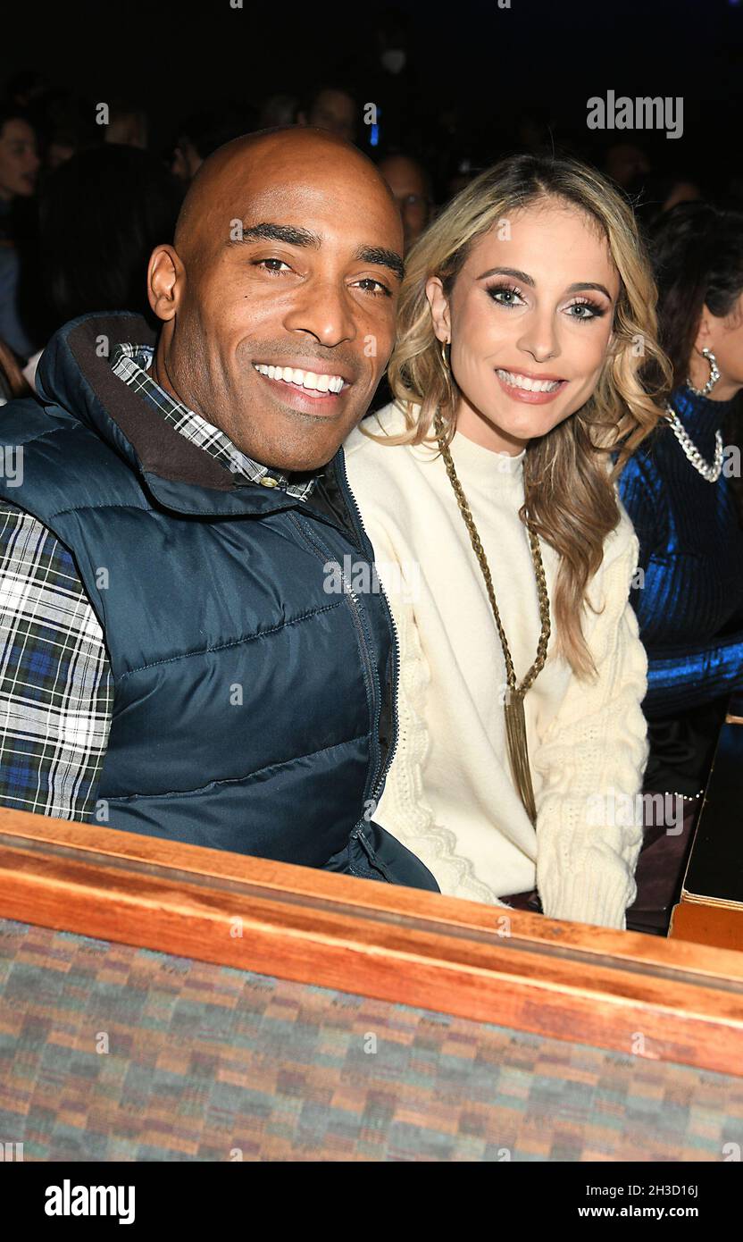 Tiki Barber and wife Traci Lynn Johnson, who is going to be a new ...