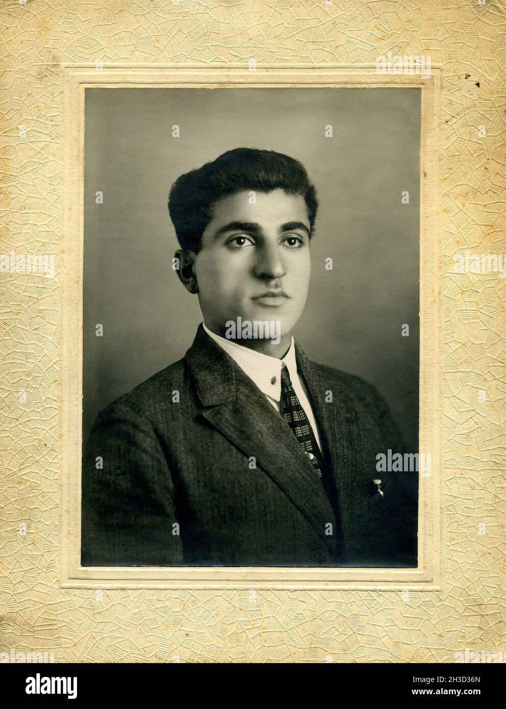 A vintage photo portrait from 1911 of Armenian man Stock Photo - Alamy