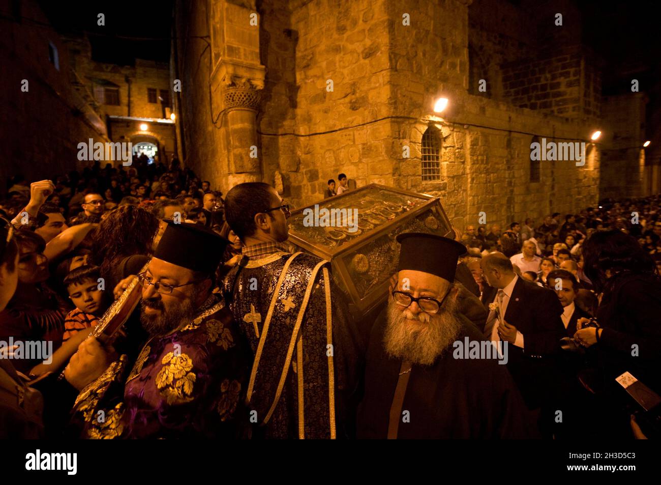 ISRAEL. JERUSALEM. UNESCO WORLD HERITAGE SITE. GREEK ORTHODOX HOLY WEEK ...