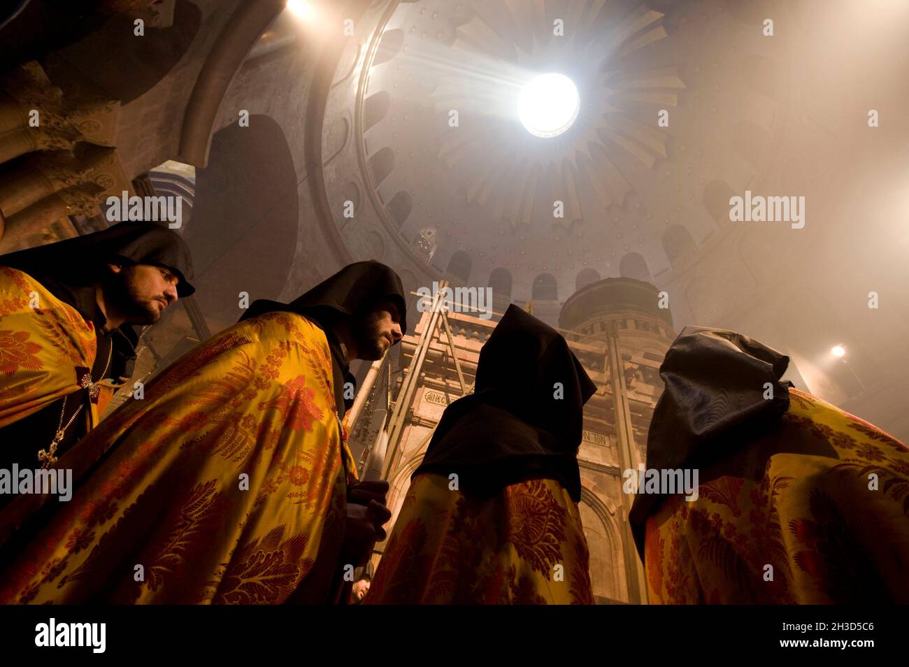Holy fire jerusalem hi-res stock photography and images - Alamy