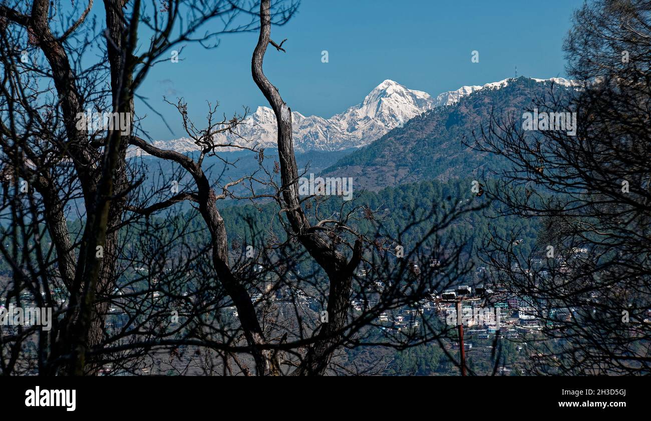 Himalayan mountain ranges and Almora city Stock Photo - Alamy