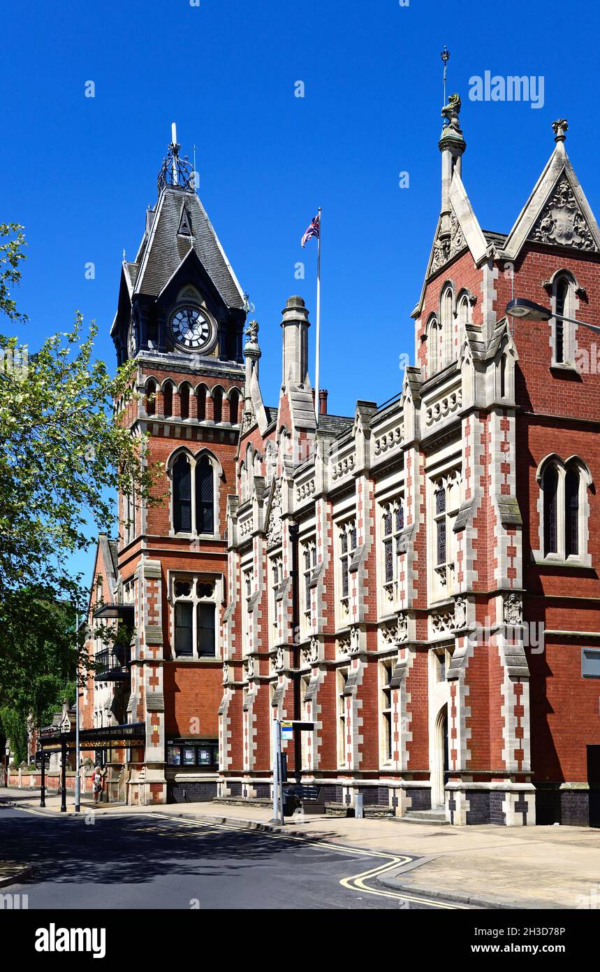 View of the Victorian Town Hall with its decorative clock tower in King ...