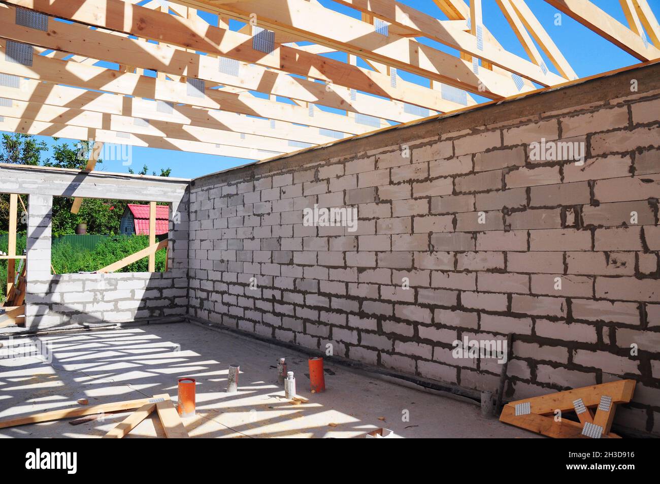 Roofing construction view inside house construction Stock Photo - Alamy