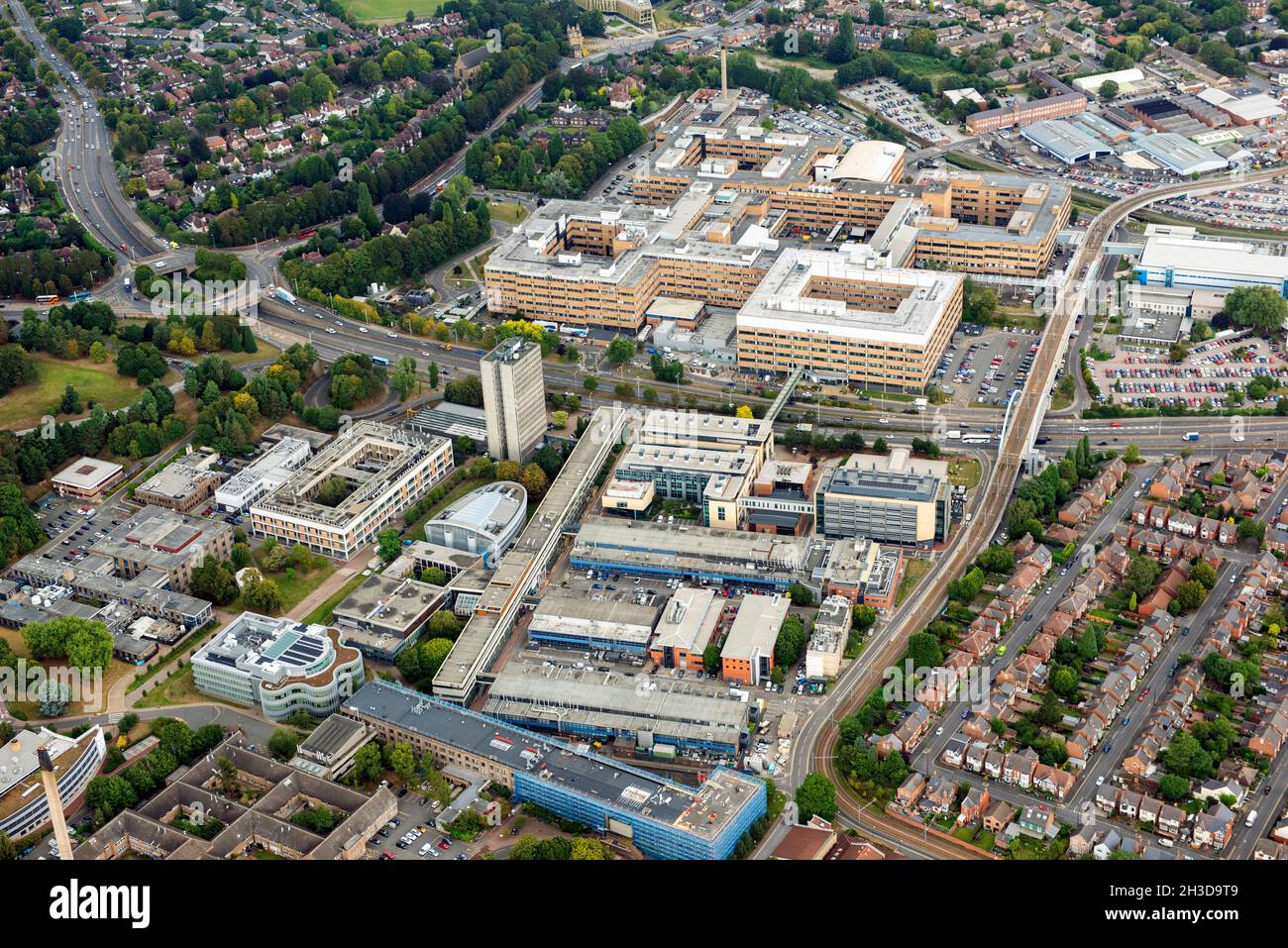 Aerial image of the QMC and University Park Campus in Nottingham ...
