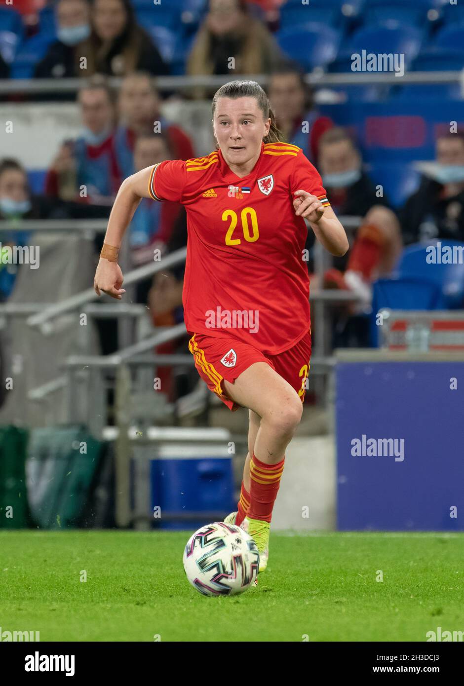 Cardiff, UK. 26th Oct, 2021. Carrie Jones (No.20) of Wales in action ...