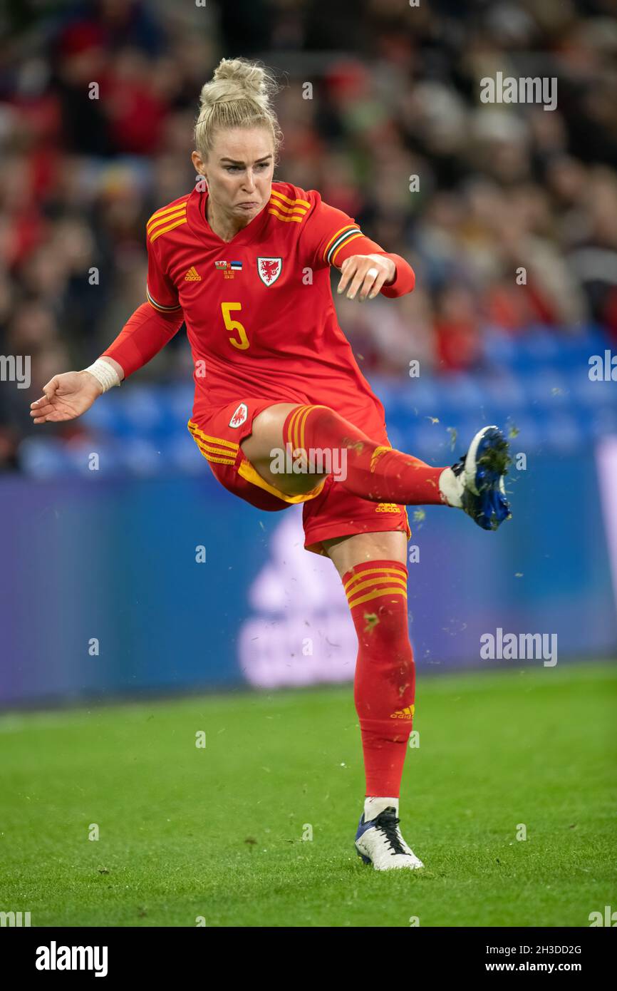 4 rhiannon roberts hi-res stock photography and images - Alamy