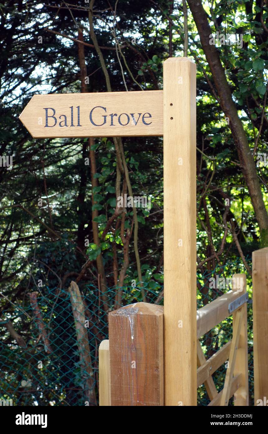 Pendle way sign hi-res stock photography and images - Alamy