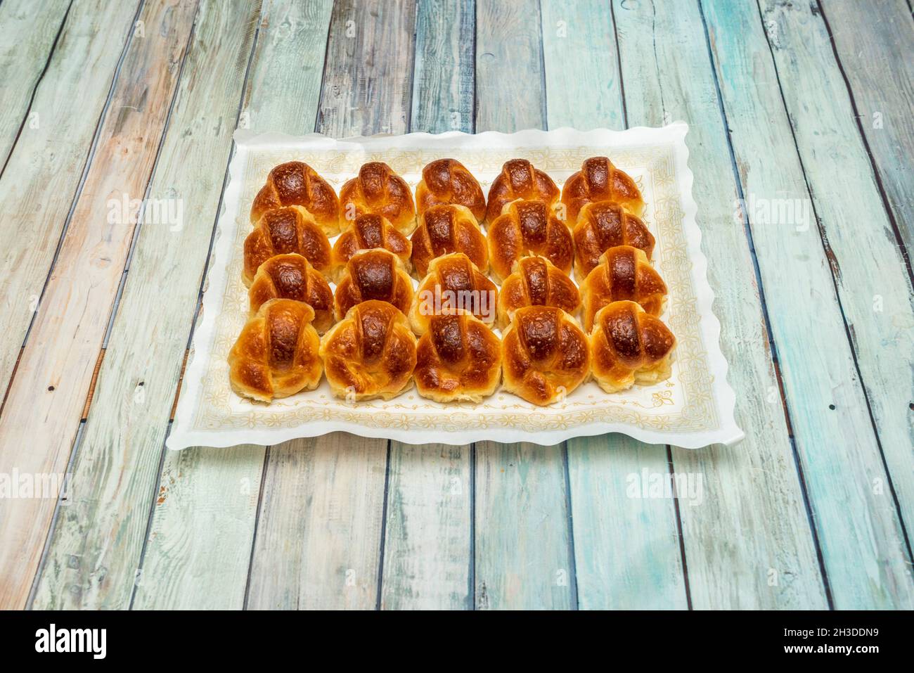 Mini french croissants hi-res stock photography and images - Alamy