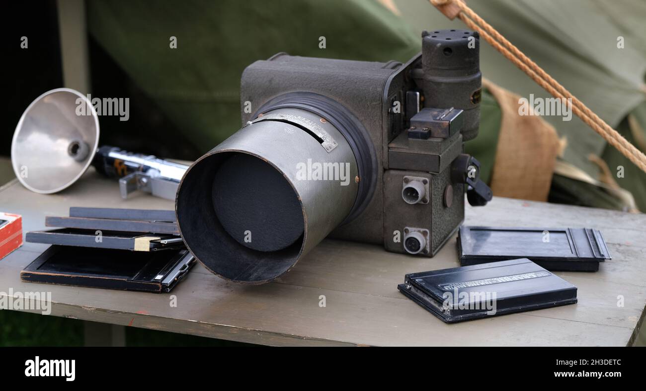 Second world war aerial camera to fit in reconnaissance aircraft Stock ...