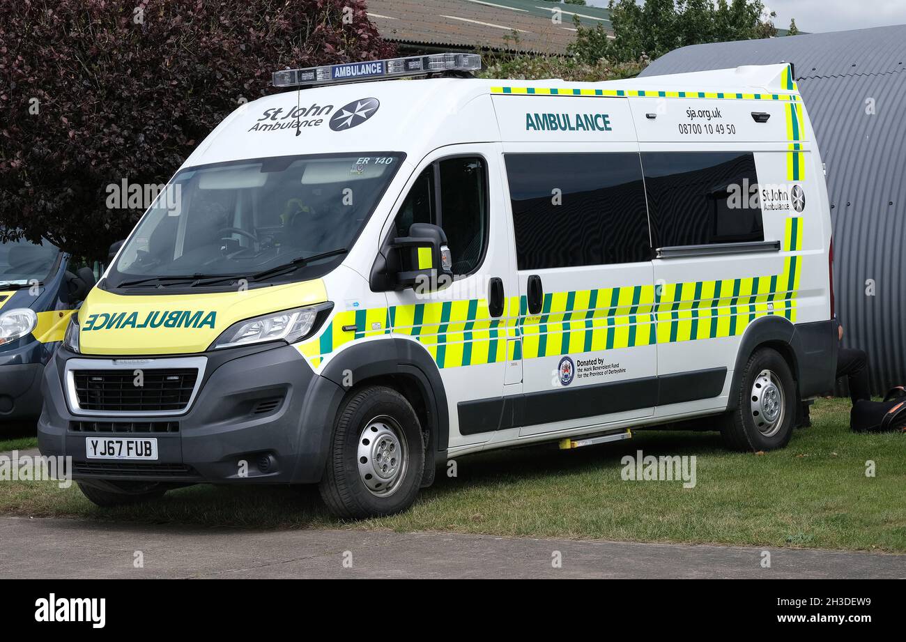 Modern ambulance hi-res stock photography and images - Alamy