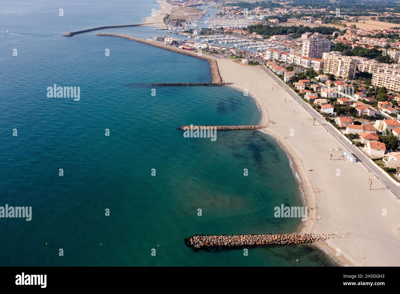 Saint cyprien hi-res stock photography and images - Alamy