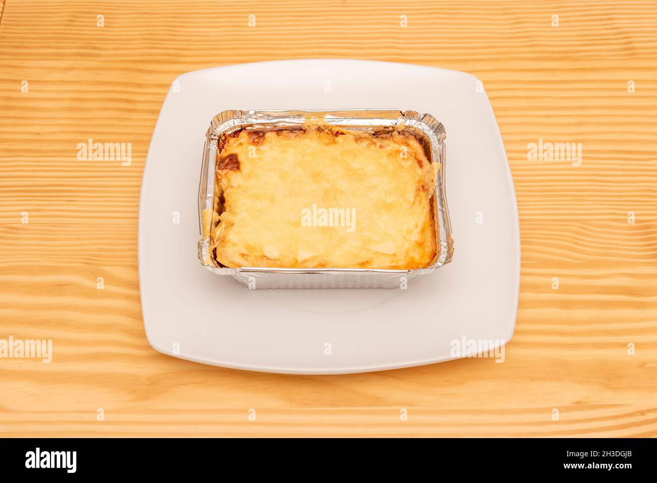 Lasagna container hi-res stock photography and images - Alamy