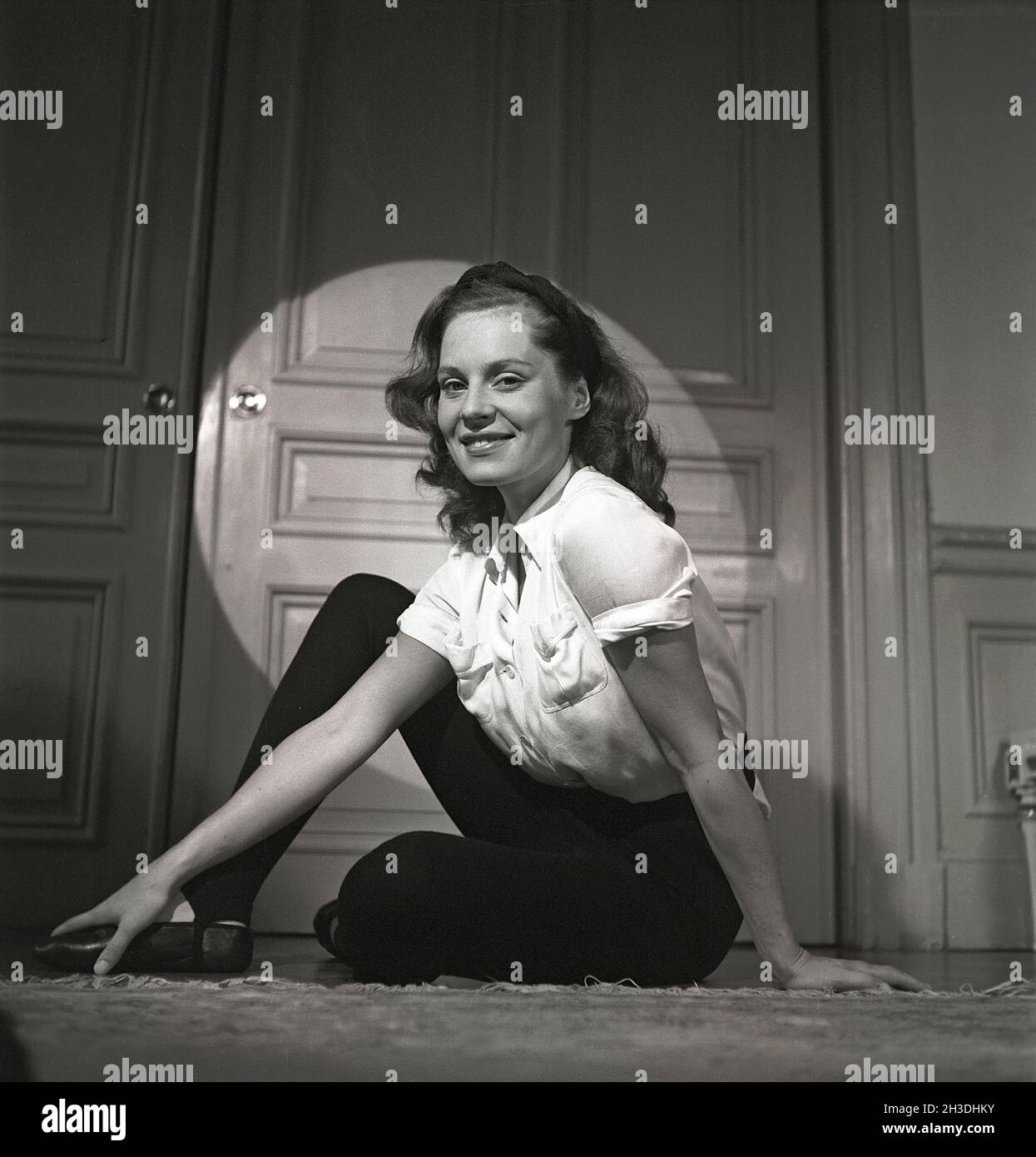 Viveca Lindfors. Swedish-American Actress. 1920-1995. Sweden 1944 ...