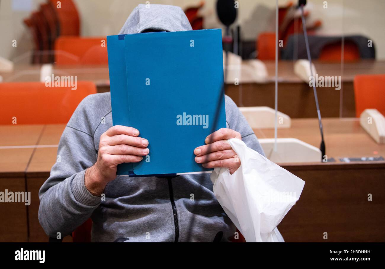 Castrated man hi-res stock photography and images - Alamy