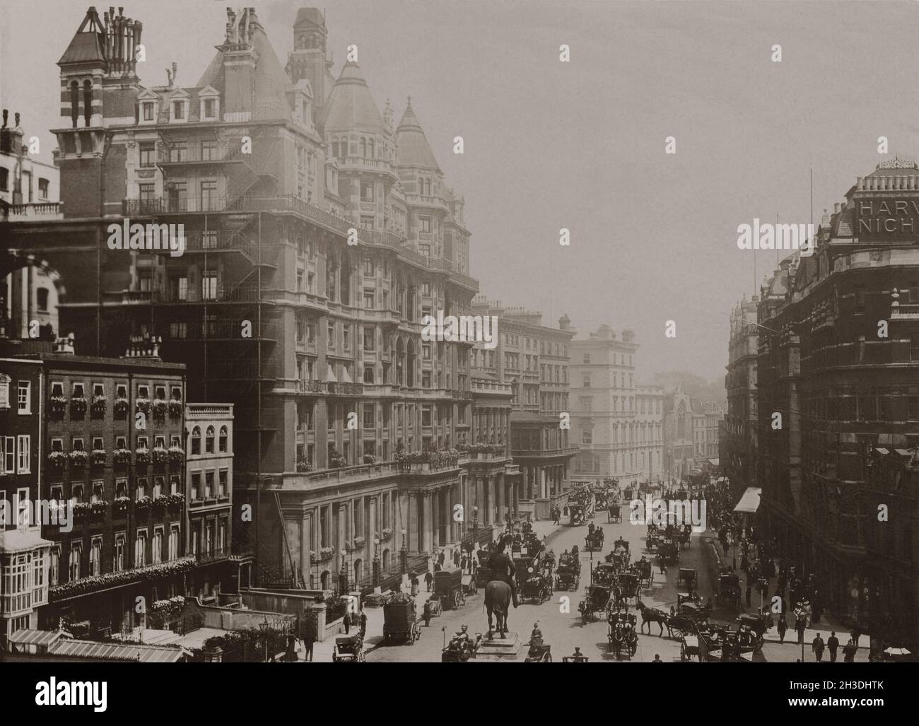 Victorian england carriages hi-res stock photography and images - Alamy