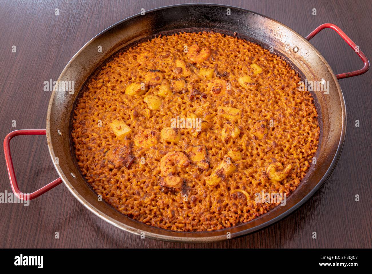 Tasty fish paella hi-res stock photography and images - Alamy