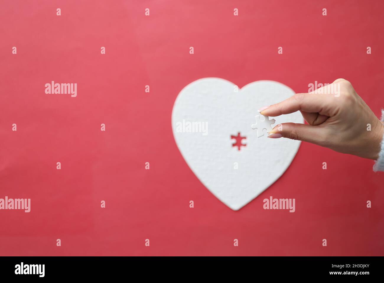 Heart jigsaw puzzle missing piece hi-res stock photography and images ...