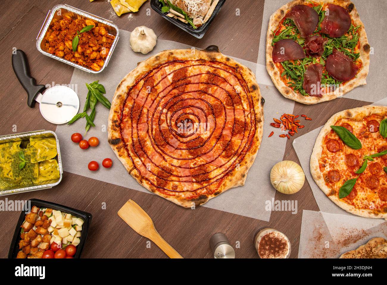 Set of plates of Italian food, pasta, gnocchi and pizza. Nice pizza ...