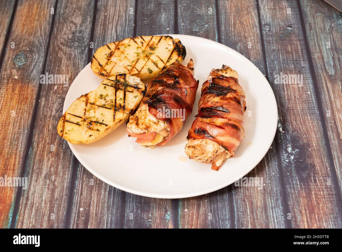 Chicken ham rolls hi-res stock photography and images - Alamy