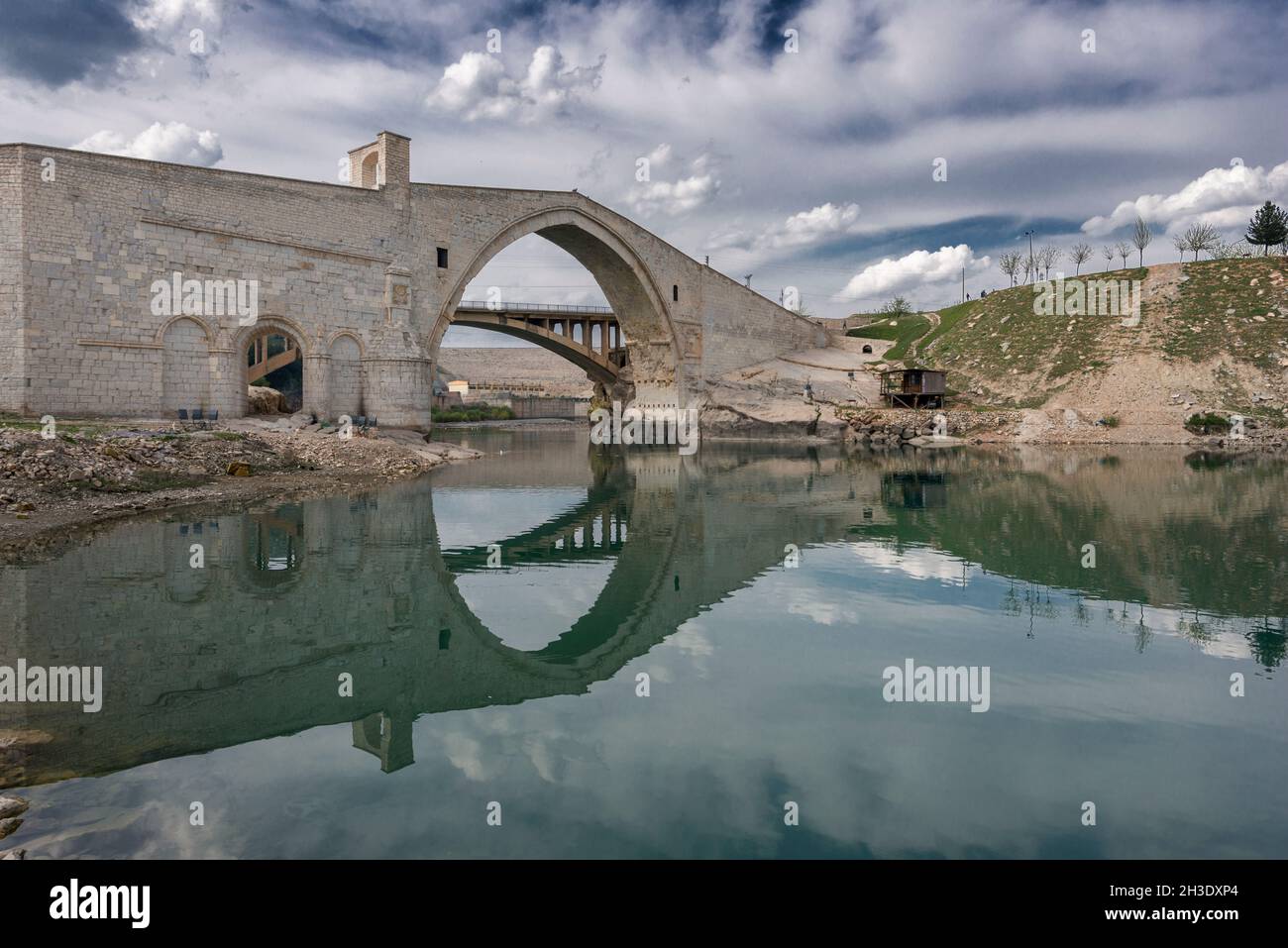 Malabadi bridge built in the Middle Ages reflecting its single eye on ...