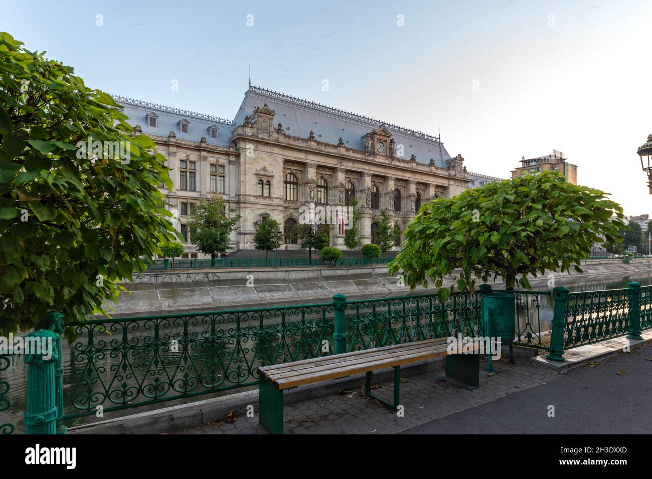 Bucharest court of appeal hi-res stock photography and images - Alamy