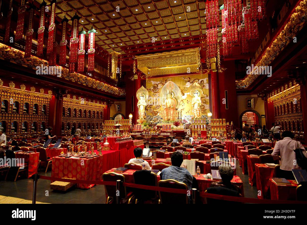 Tooth temples hi-res stock photography and images - Alamy