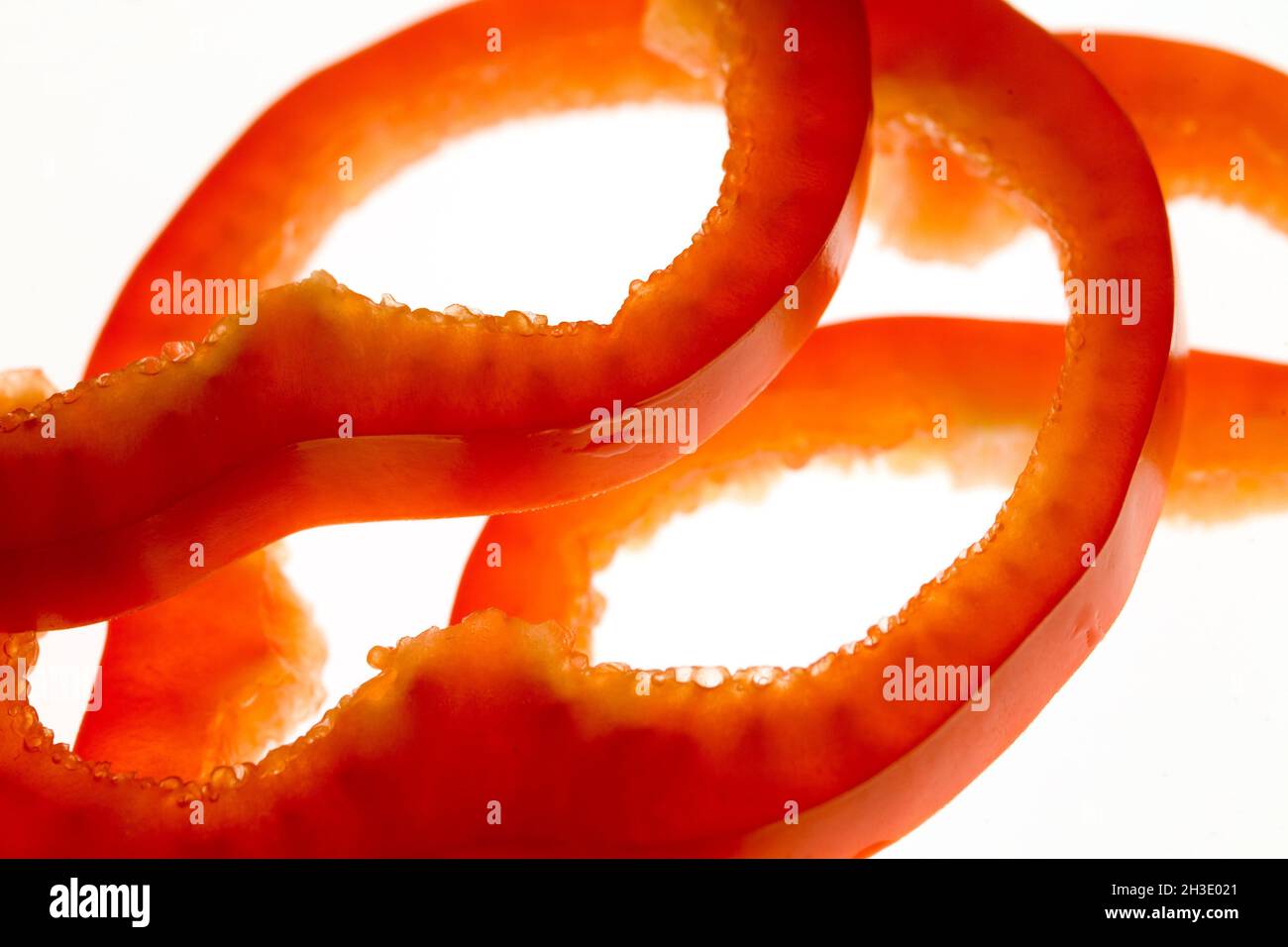 chili pepper, paprika (Capsicum annuum), red pepper sliced in rings ...