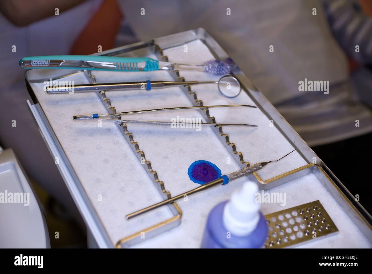 Doctors instruments hi-res stock photography and images - Alamy