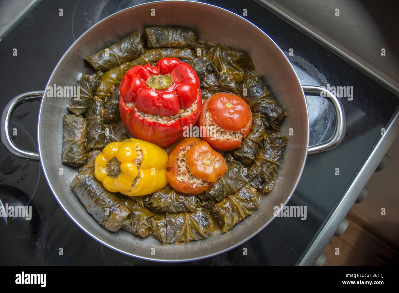 Lebanese dolma hi-res stock photography and images - Alamy